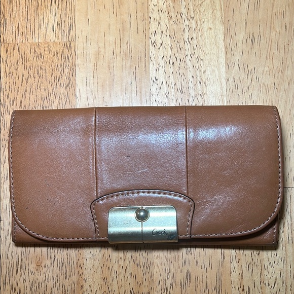 Coach | Bags | Coach Leather Wallet With Clasp | Poshmark